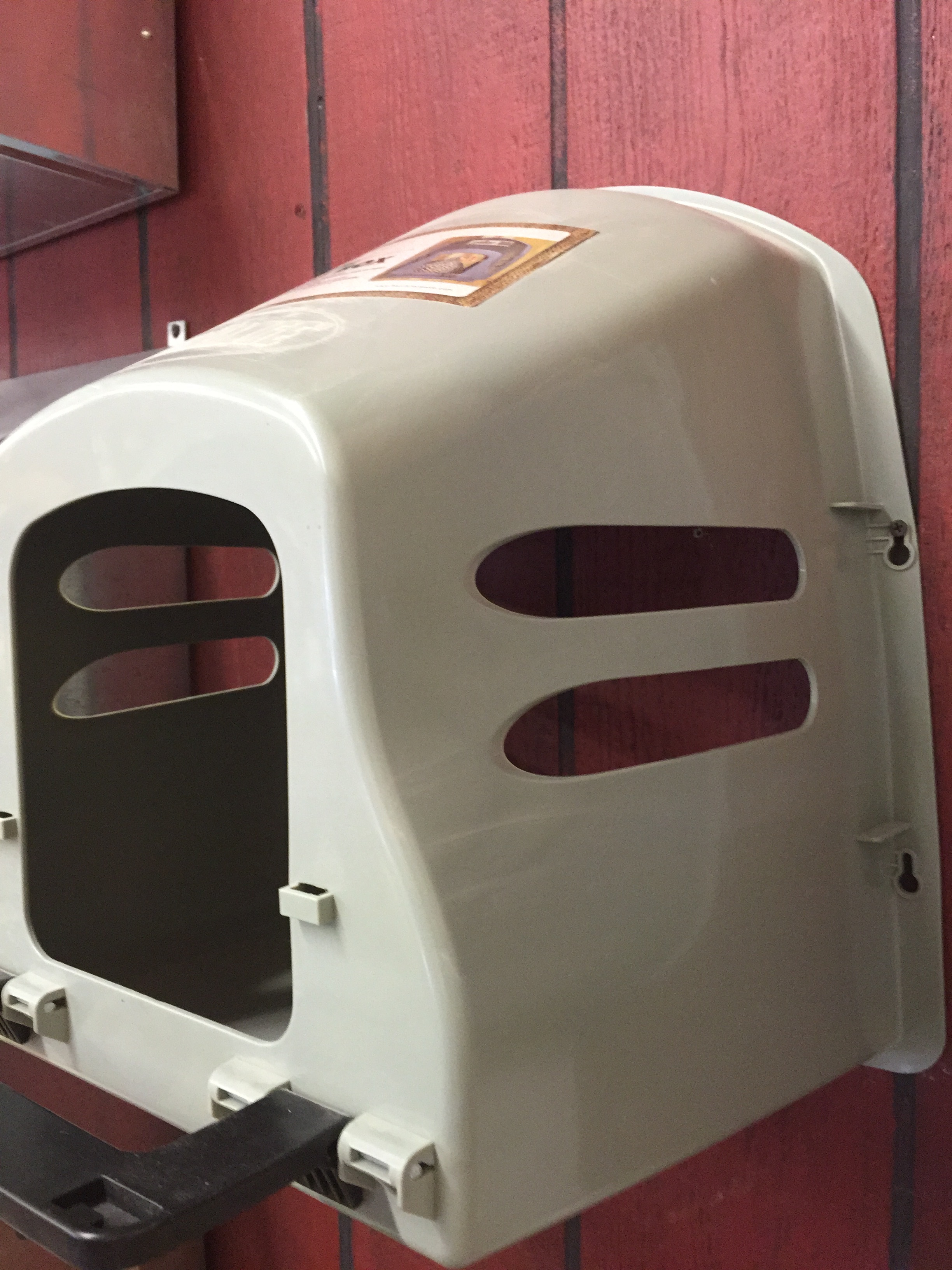 1 Hole Plastic Nest Box Cackle Hatchery