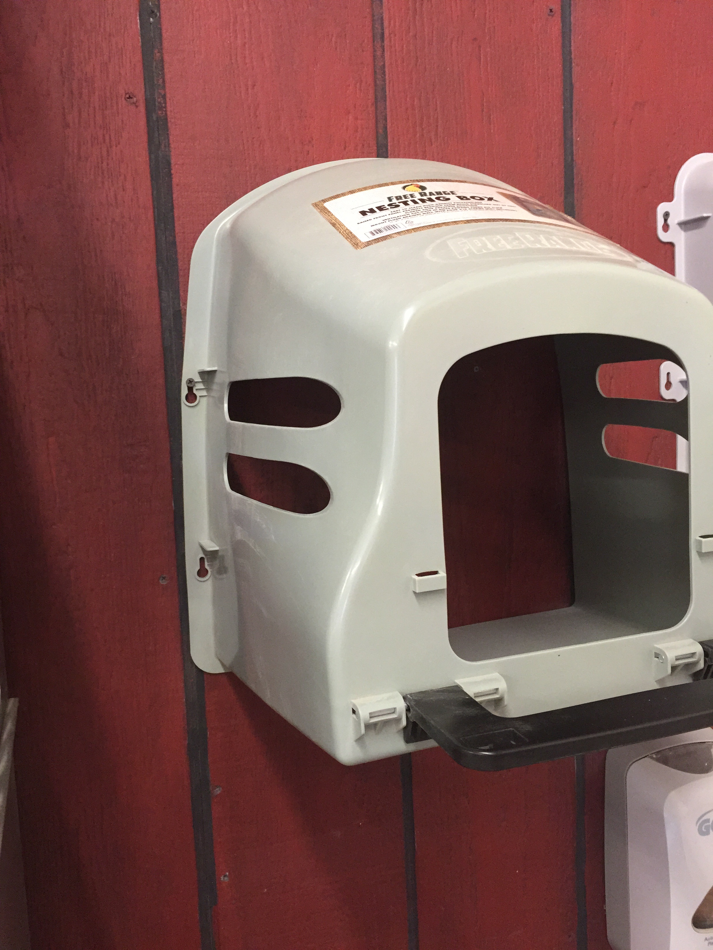 1 Hole Plastic Nest Box Cackle Hatchery