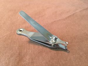 Easy Chick Toe Web Punch | Cackle Hatchery®