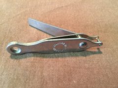 Easy Chick Toe Web Punch | Cackle Hatchery®