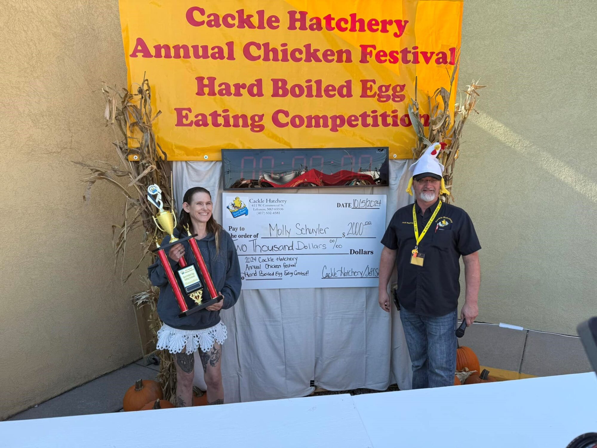 Professional Hardboiled Egg Eating Contest at Cackle Hatchery's Chicken ...